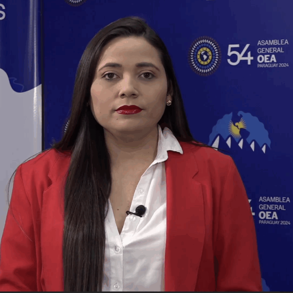 Periodista nicaragüense Jennifer Ortiz denuncia amenazas y falta de protección en Costa Rica ...